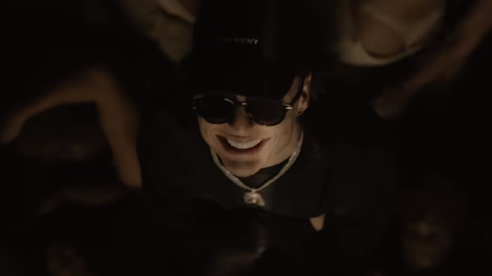 Bellakeo letra Peso Pluma Anitta canción de la primera parte del disco ...